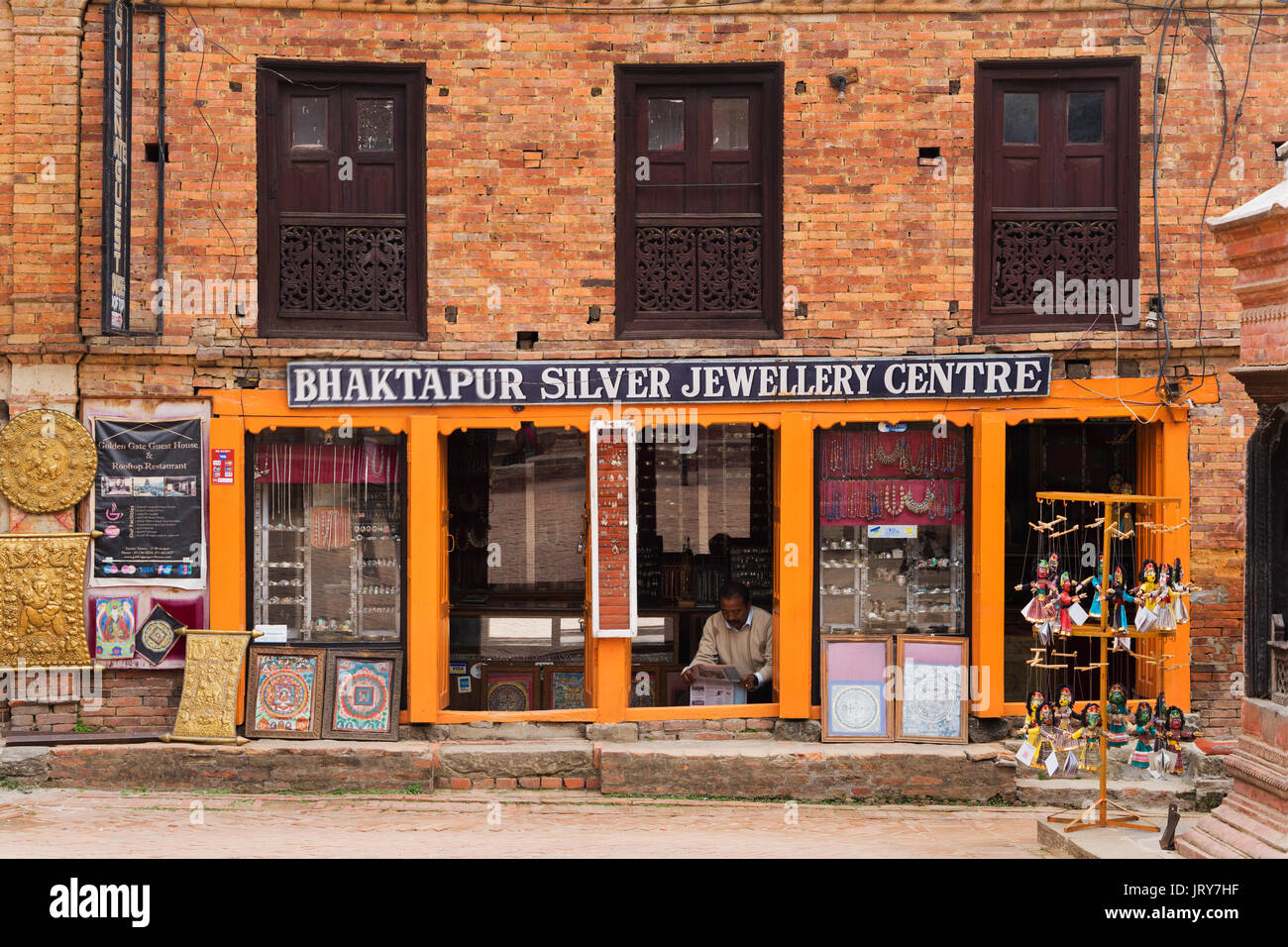 Store stores storefront storefronts hi-res stock photography and images ...