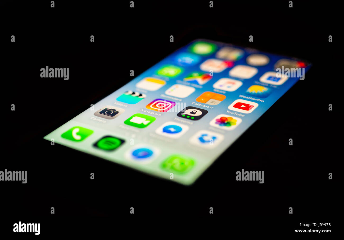 Luminous display, screen, iPhone, many different app icons, app, cell ...