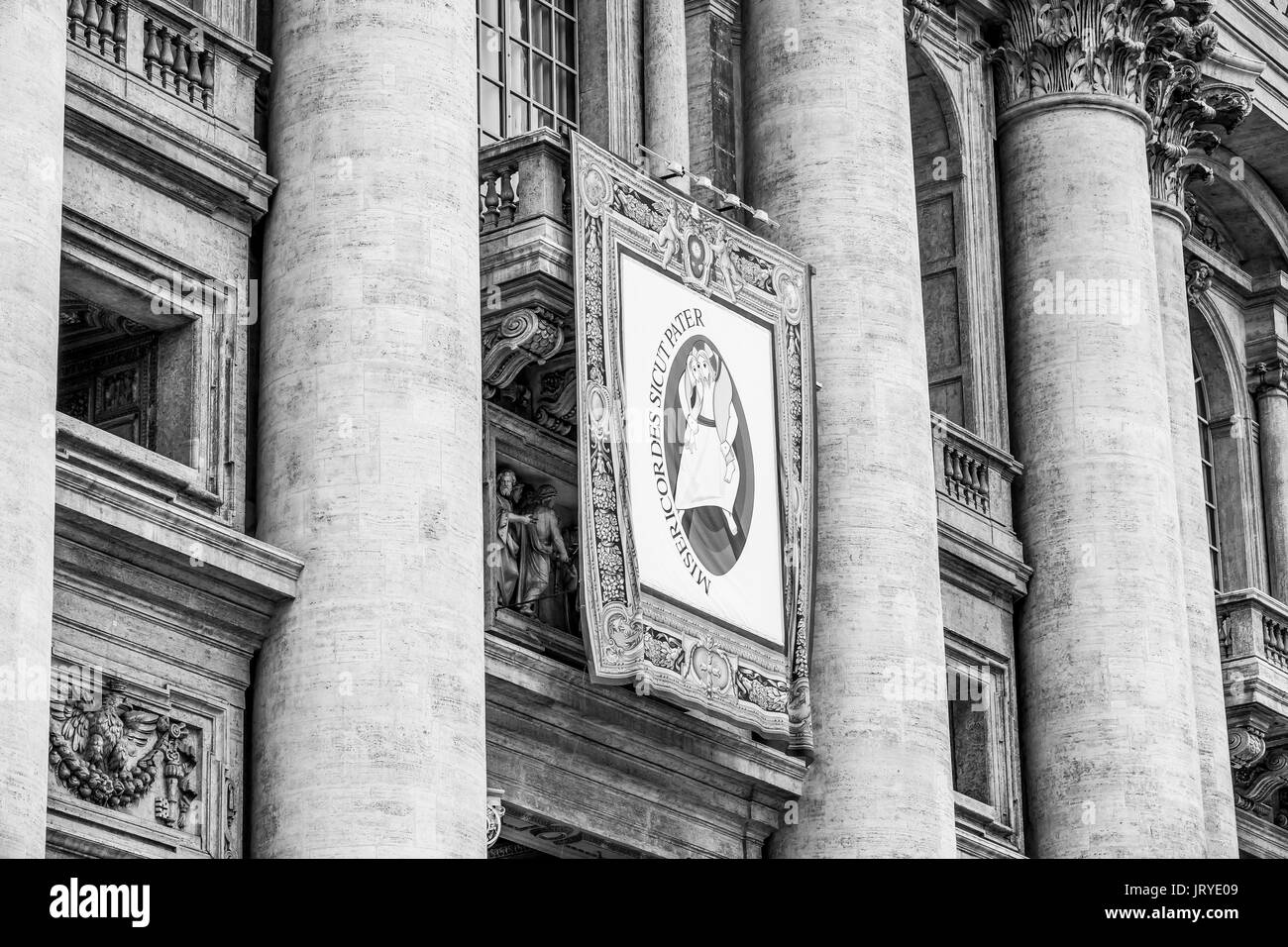 The Pope s balcony at St Peters Basilica at Vatican City in Rome - ROME ...
