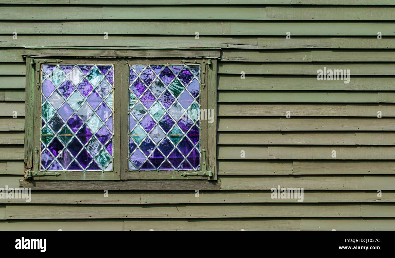 Diamond Window Panes High Resolution Stock Photography and Images - Alamy