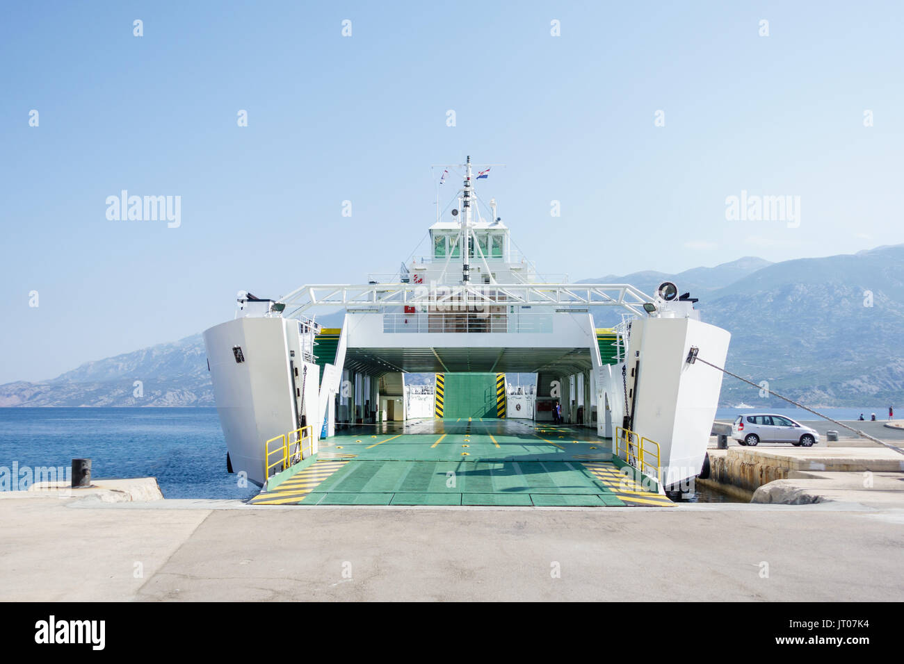 Car ferry ramp hi-res stock photography and images - Alamy
