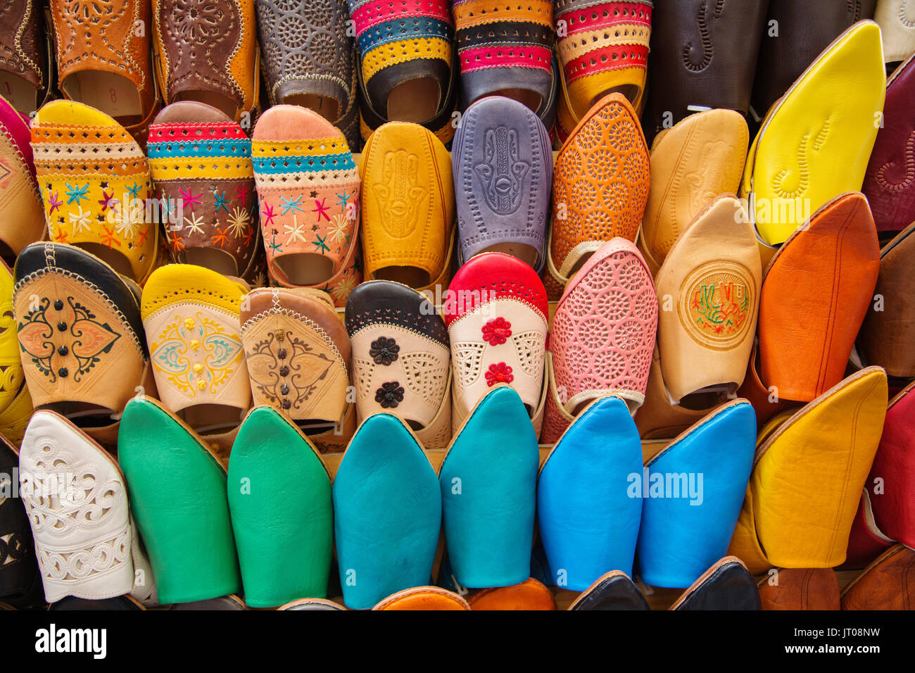 Fez suq hi-res stock photography and images - Alamy