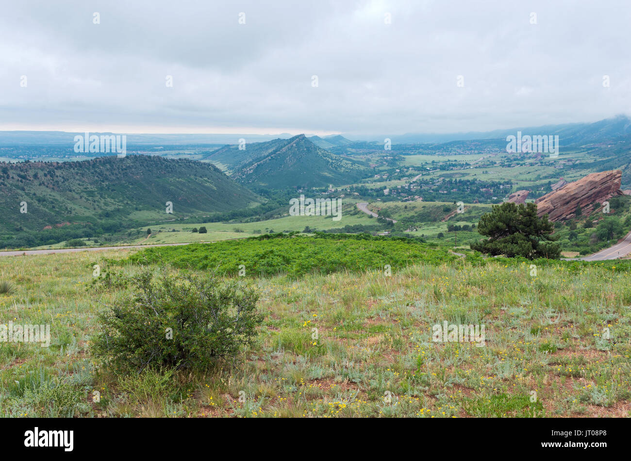 red rocks park overlook of mountain range and valley in jefferson ...