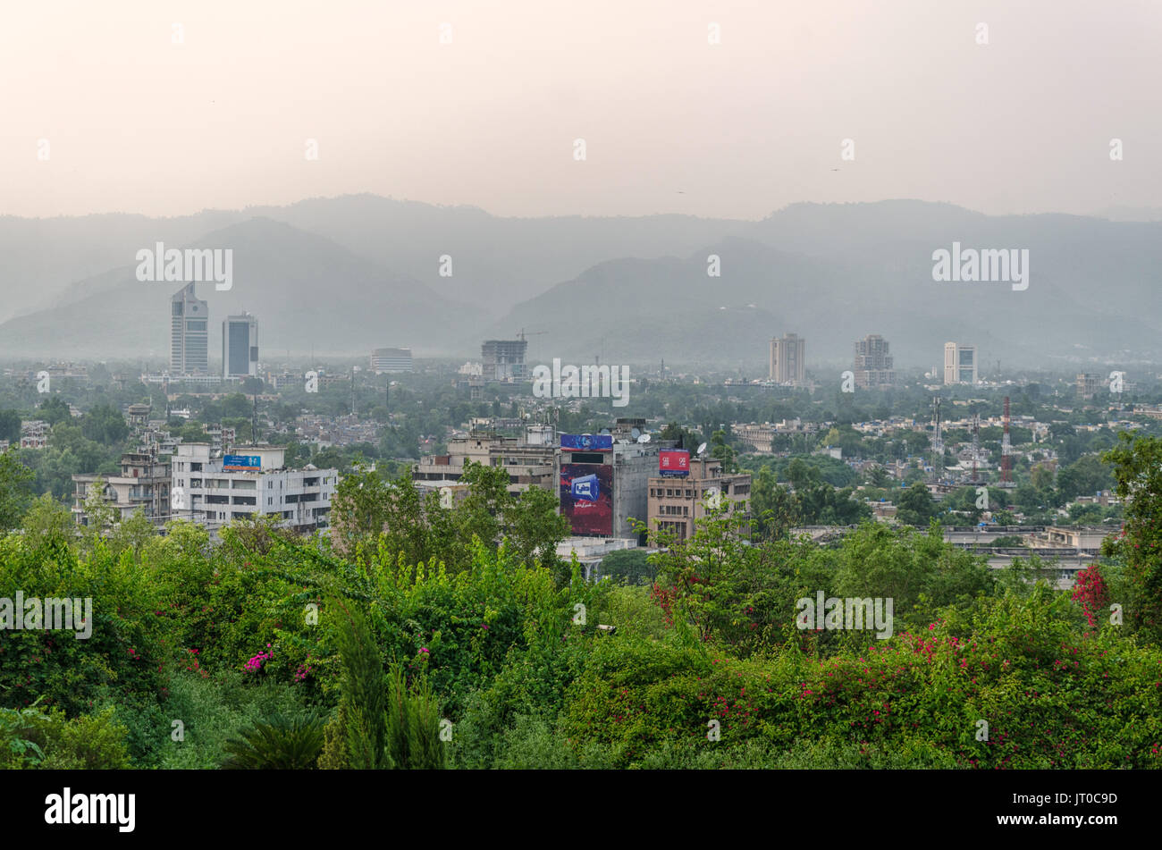 Islamabad city centre hi-res stock photography and images - Alamy