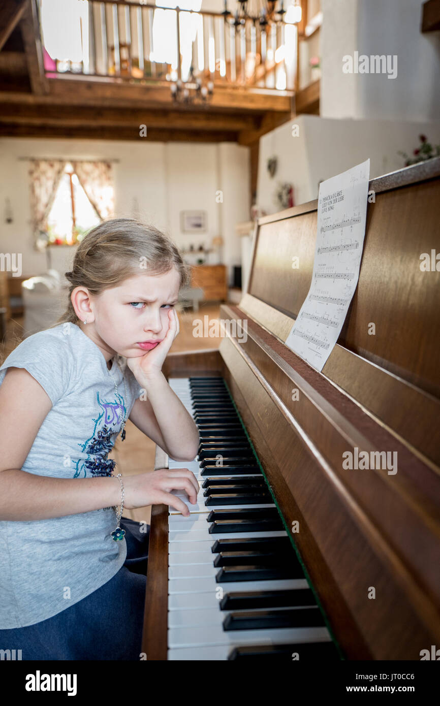 Playing practising hi-res stock photography and images - Alamy