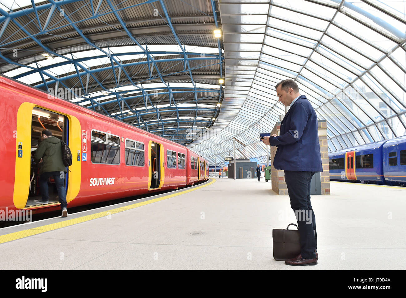 Passengers and commuters using old Eurostar platforms at Waterloo ...