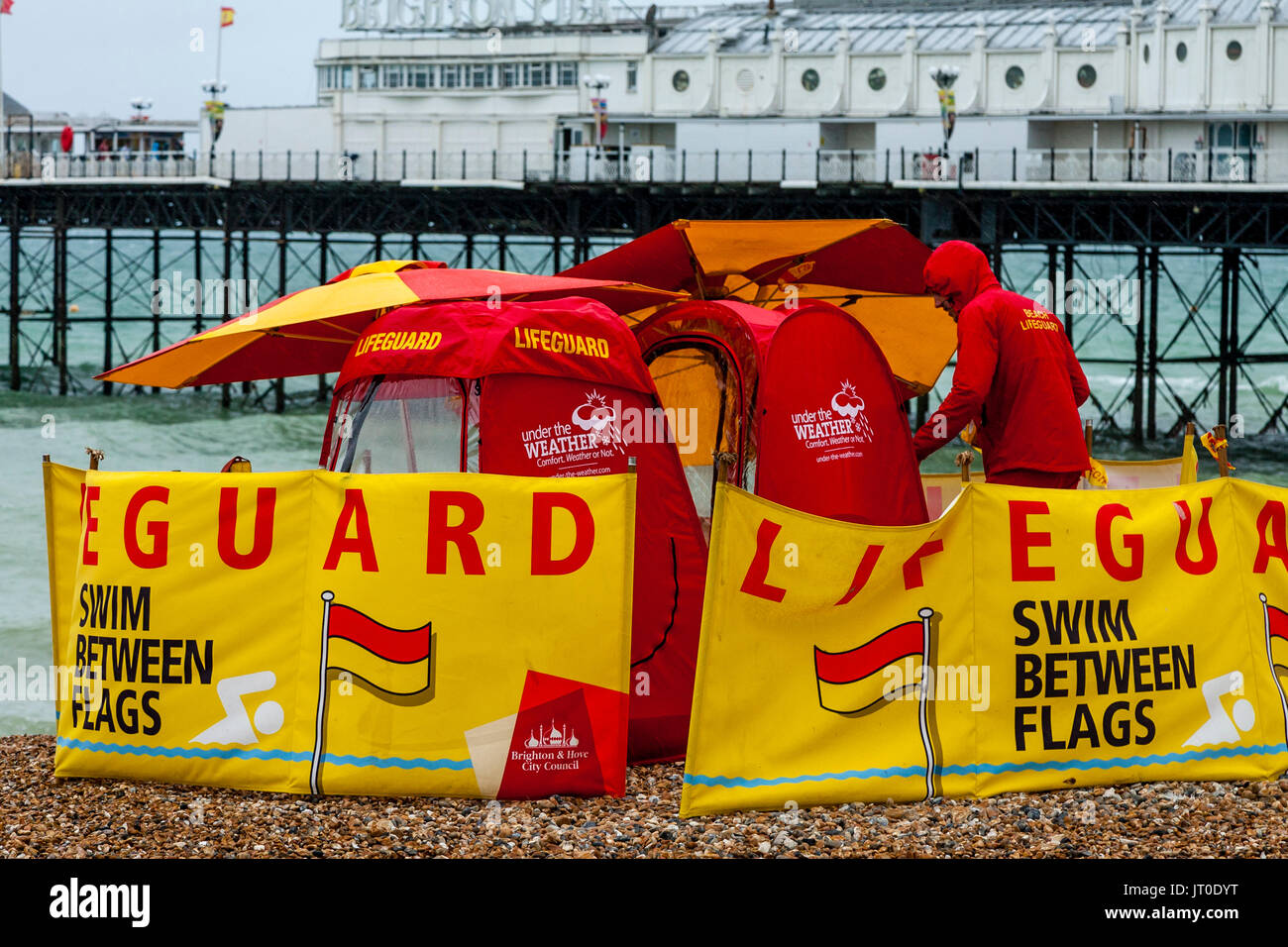 Lifeguards brighton hi-res stock photography and images - Alamy