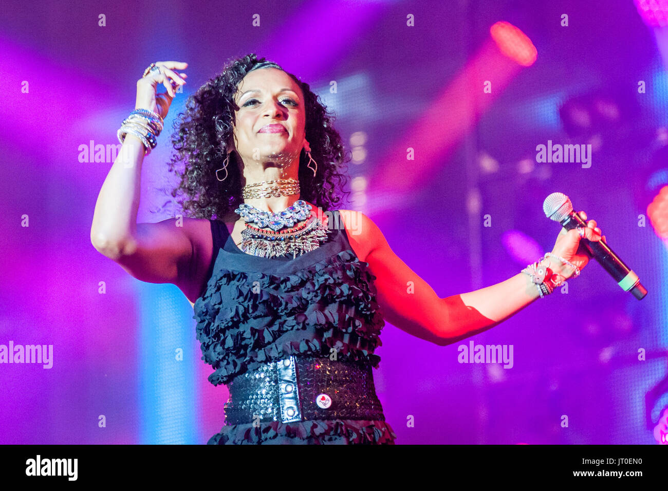 Kim sledge hi-res stock photography and images - Alamy