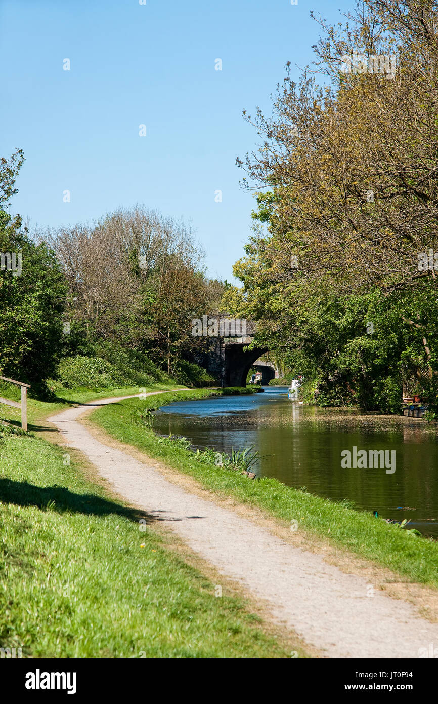 Southern end of the Lancaster Canal in Ashton-on-Ribble, Preston ...