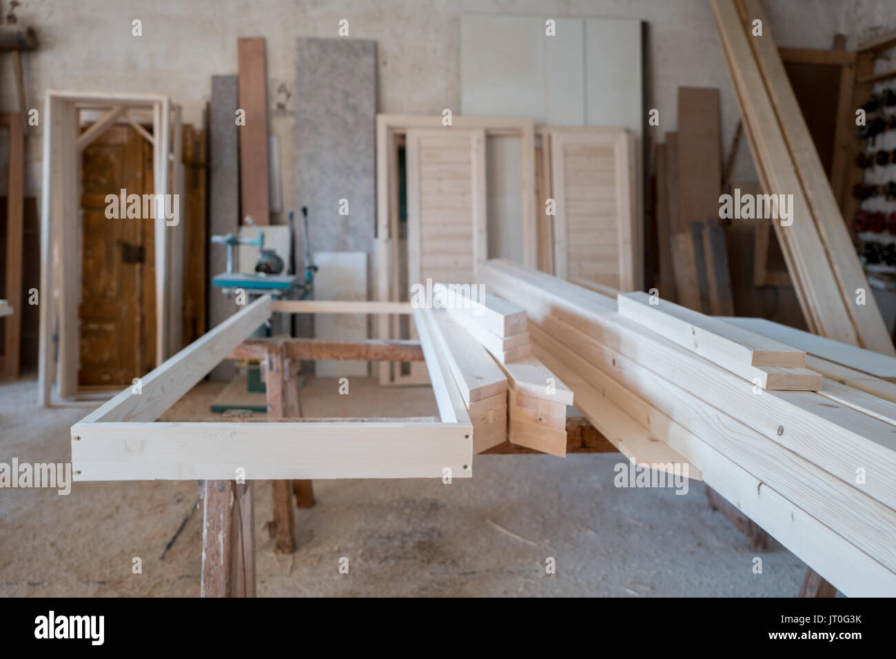 Old fashioned carpentry hi-res stock photography and images - Alamy