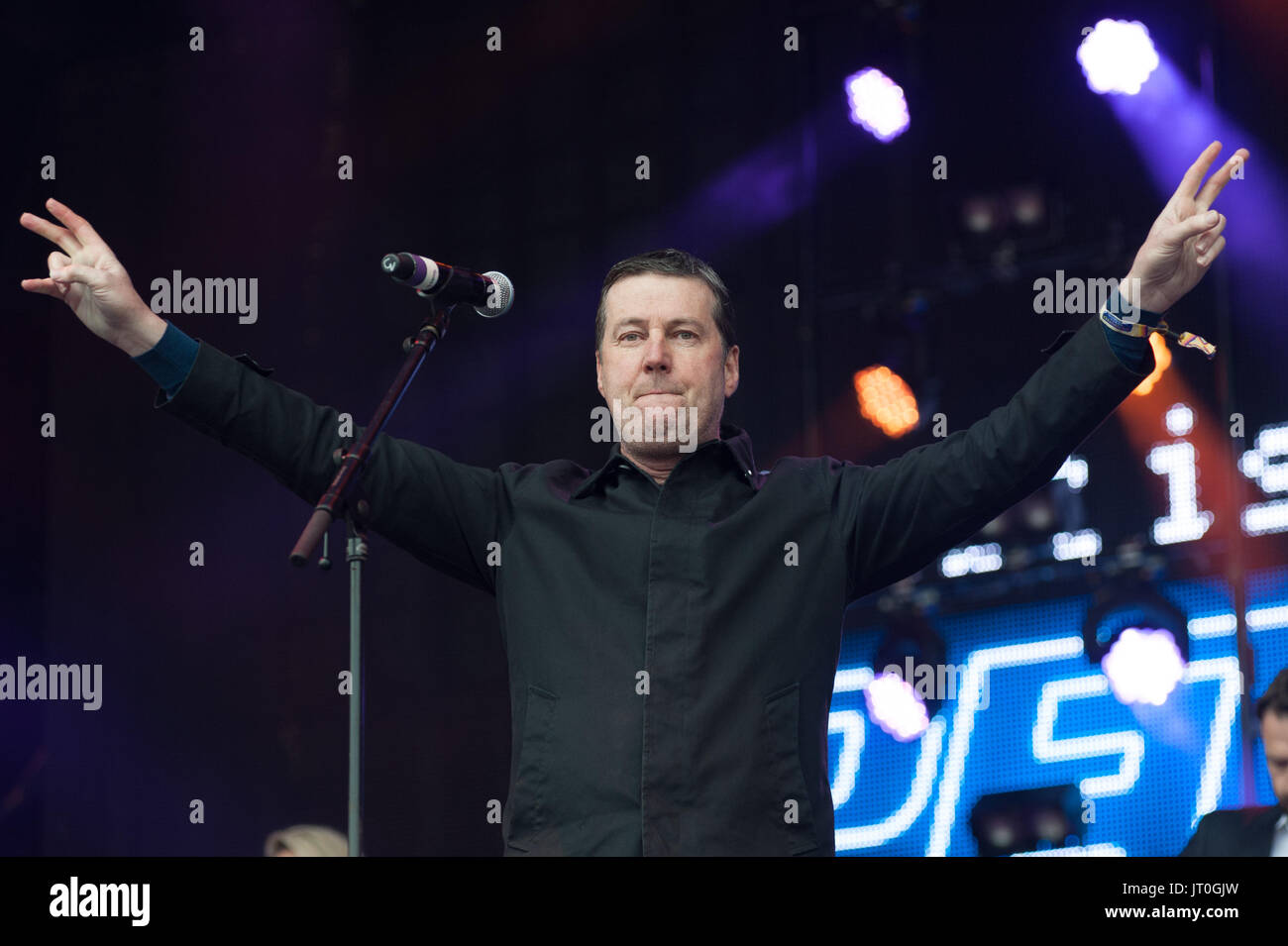 The Farm's Peter Hooton joins BEF at Rewind North Festival, Capesthorne ...