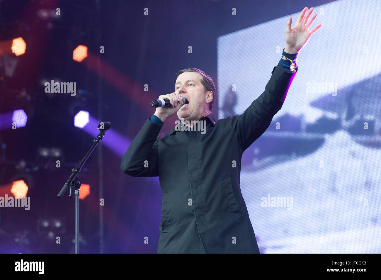 The Farm's Peter Hooton joins BEF at Rewind North Festival, Capesthorne ...