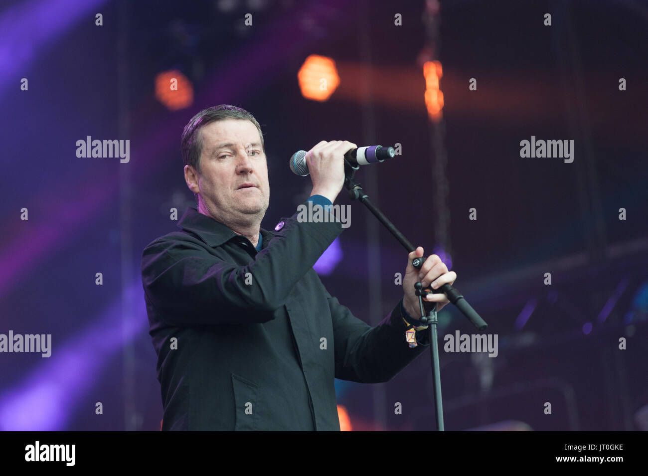 The Farm's Peter Hooton joins BEF at Rewind North Festival, Capesthorne ...