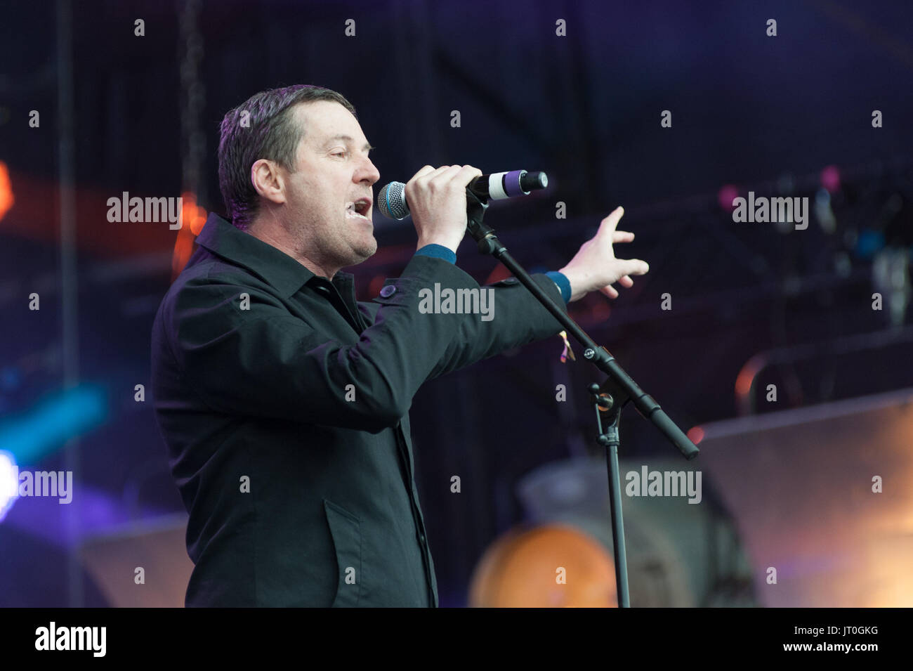 The Farm's Peter Hooton joins BEF at Rewind North Festival, Capesthorne ...