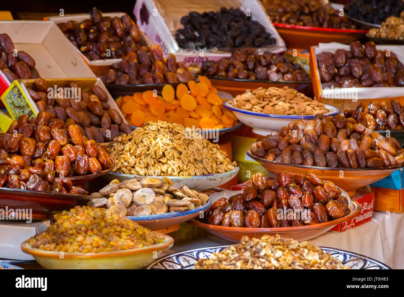 Arabic sweet shop hi-res stock photography and images - Alamy