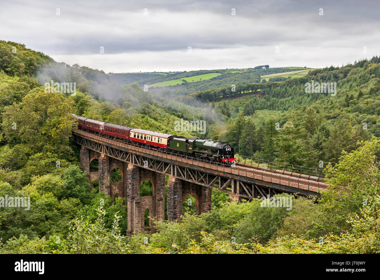 567 feet 173 m long hi-res stock photography and images - Alamy