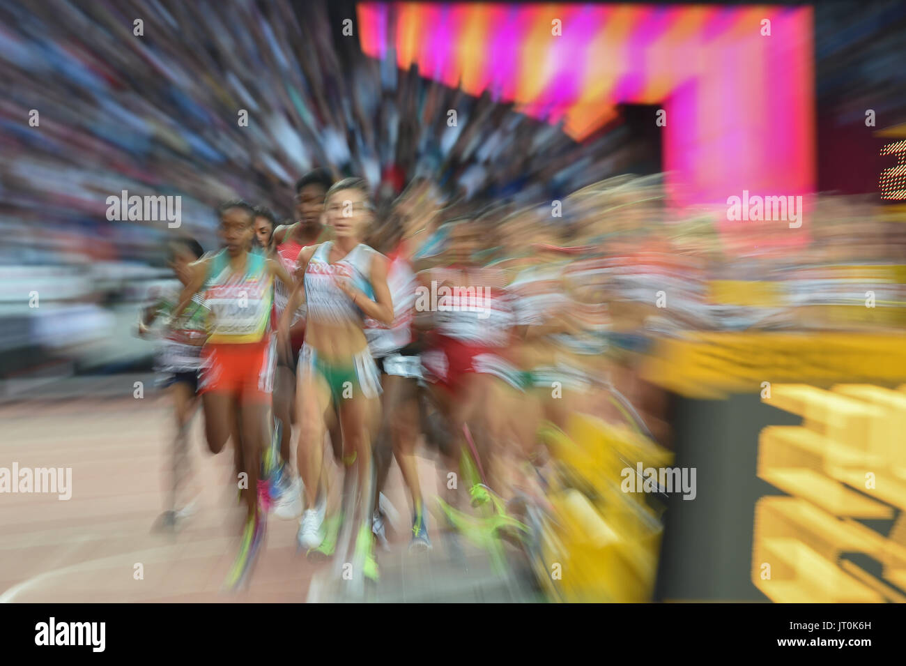 The whole group during 10000 meter final at London Stadium in London on ...