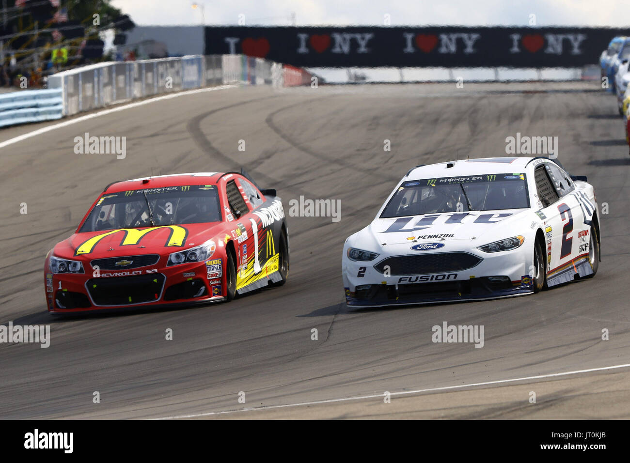 2017 nascar race cars at turn hi-res stock photography and images - Alamy