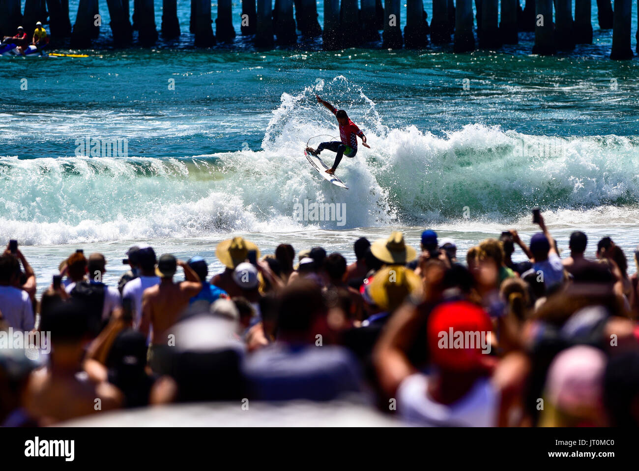 Earning fans hi-res stock photography and images - Alamy