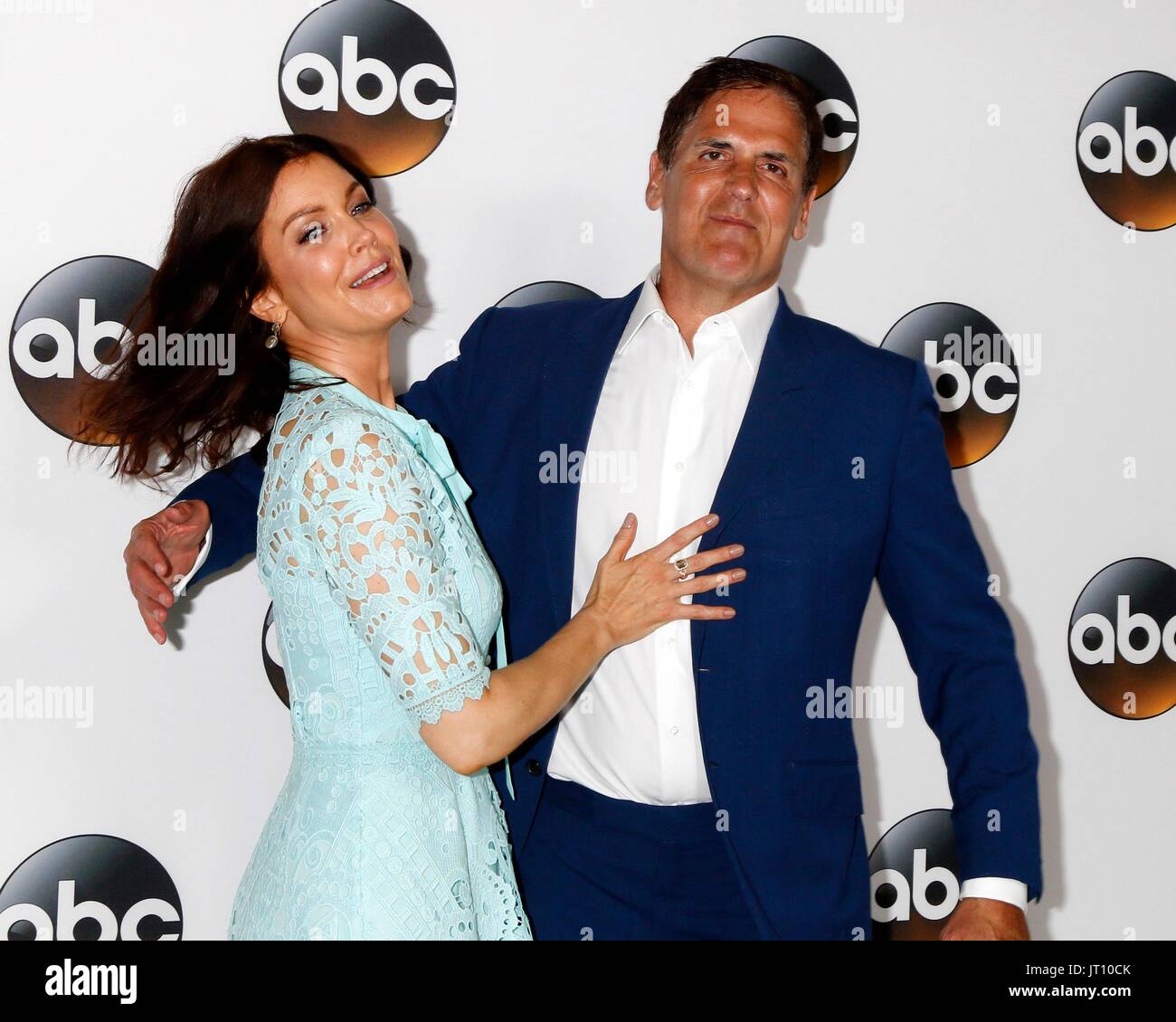 Beverly Hills, CA. 6th Aug, 2017. Bellamy Young, Mark Cuban at arrivals ...