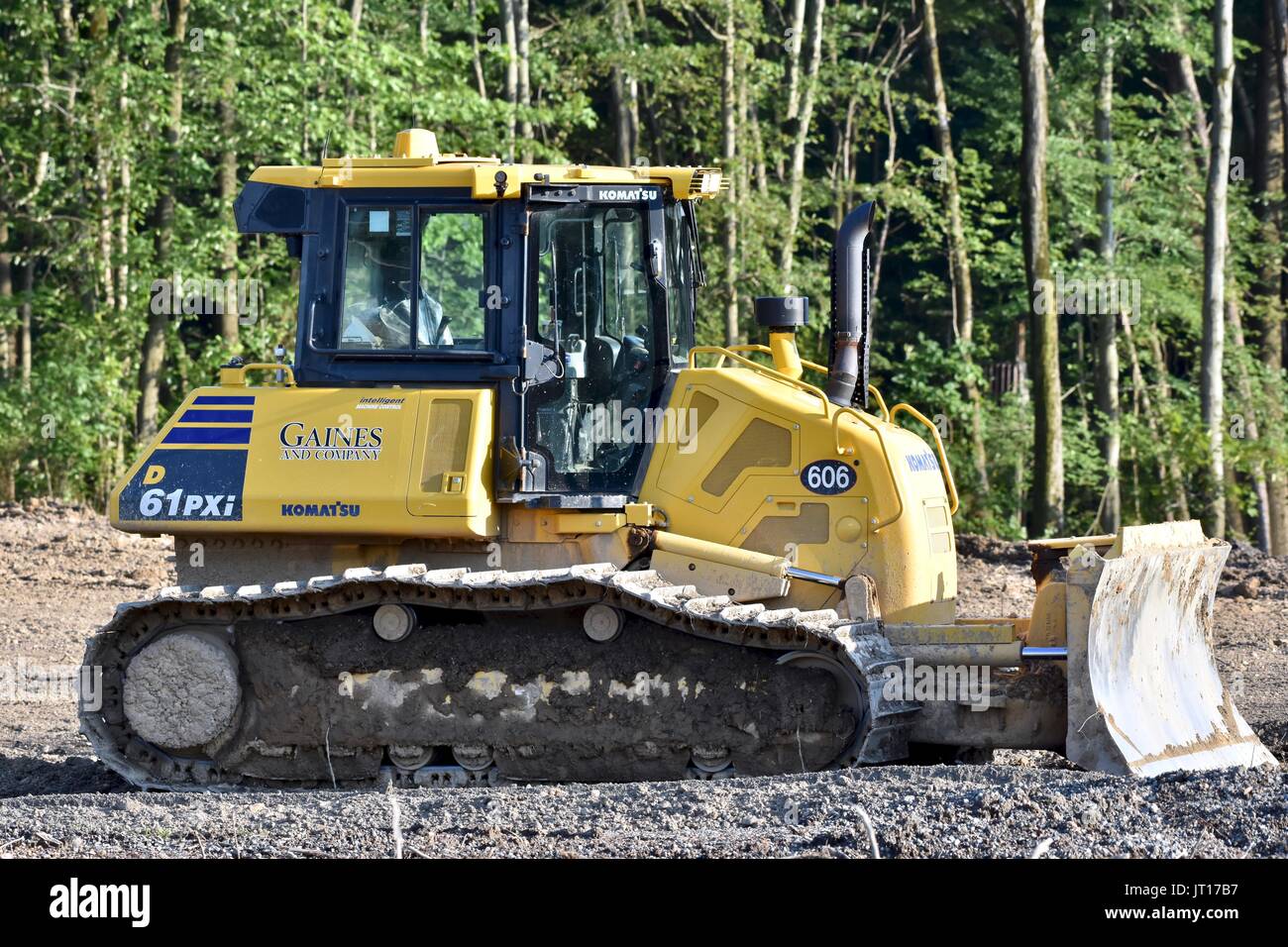 Komatsu bulldozer hi-res stock photography and images - Alamy