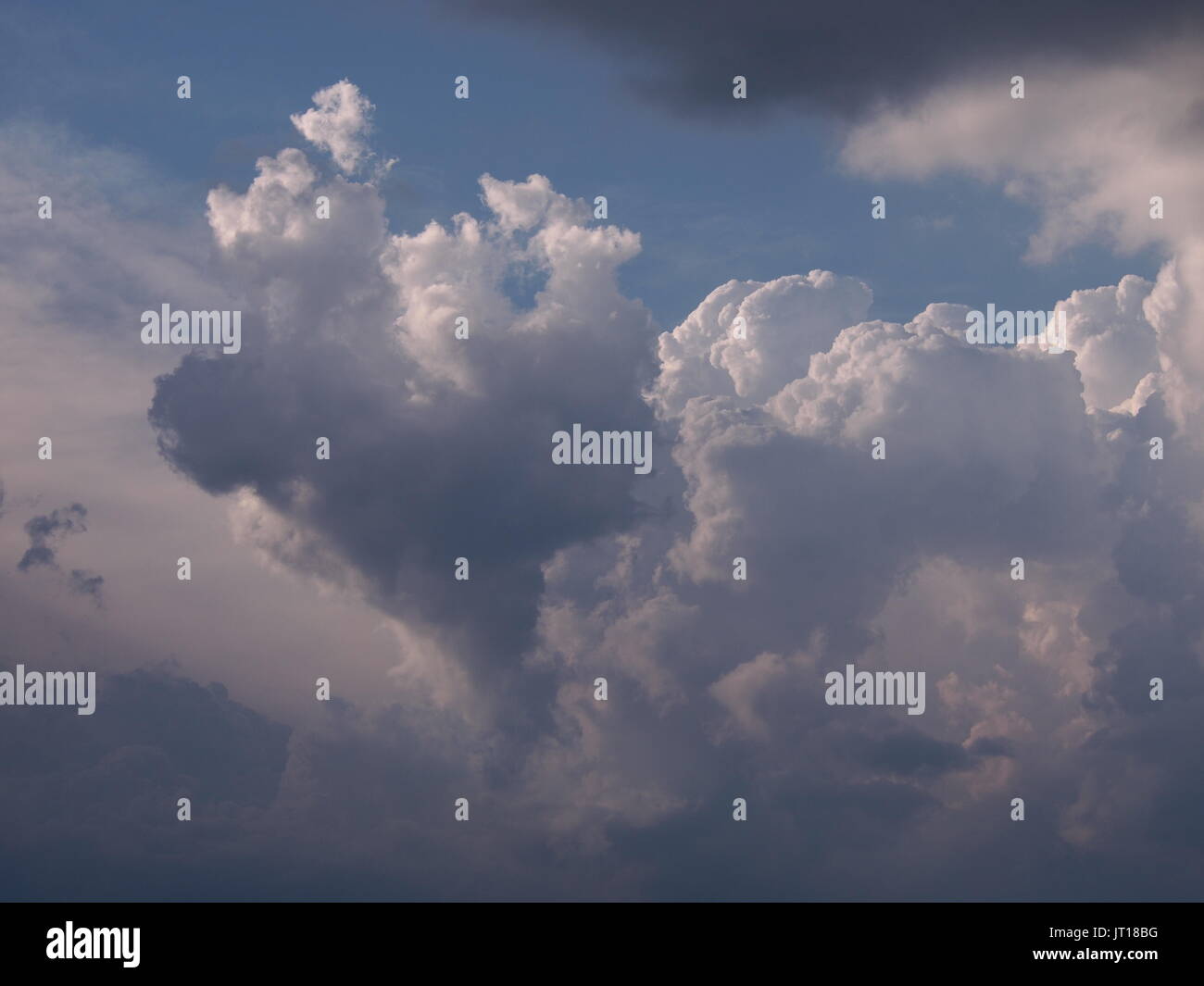 Heaven thunder hi-res stock photography and images - Alamy