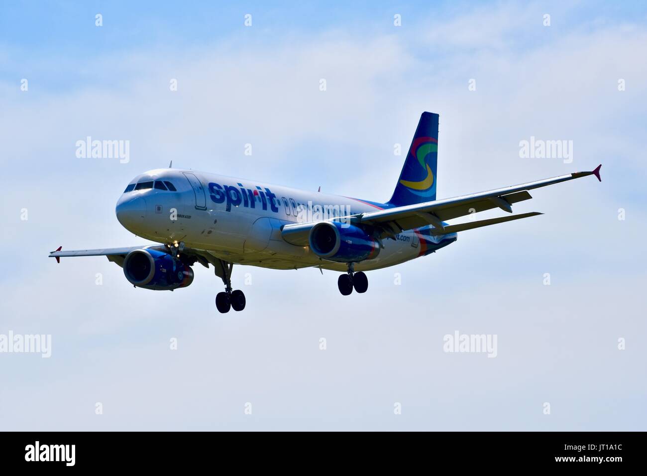 Spirit airlines jet hi-res stock photography and images - Alamy