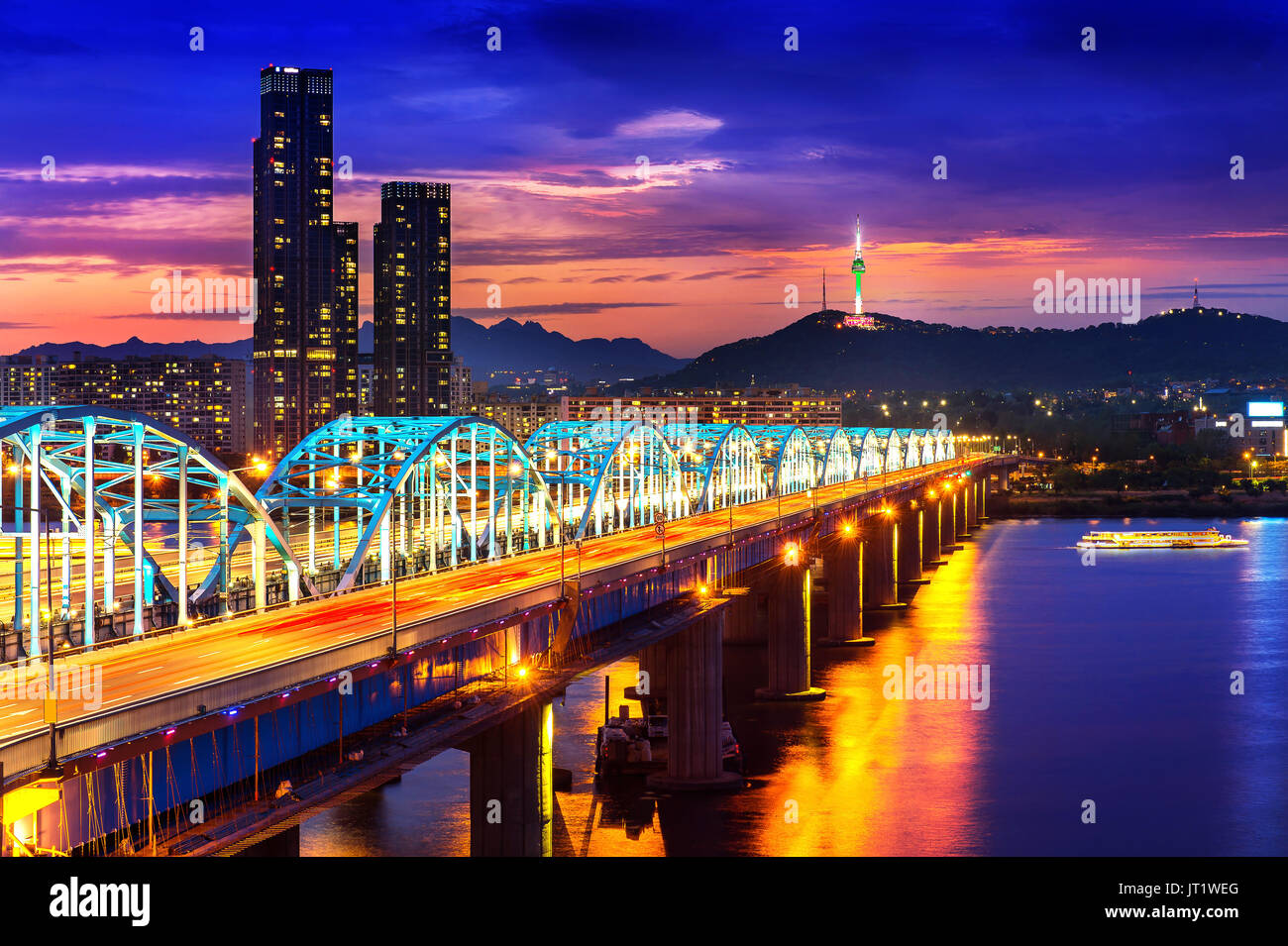View of downtown cityscape at Dongjak Bridge and Seoul tower over Han ...