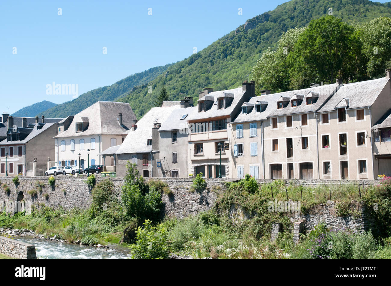 Arreau village hi-res stock photography and images - Alamy