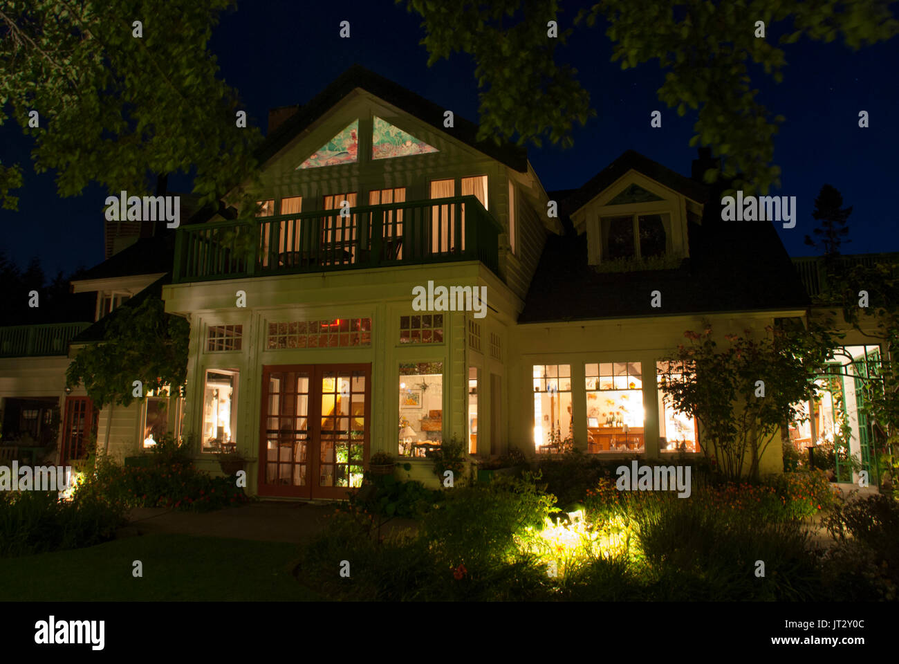 Sooke harbour house hi-res stock photography and images - Alamy