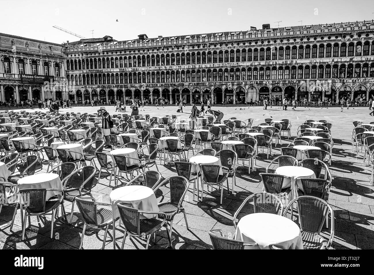 Exclusive street Black and White Stock Photos & Images - Alamy