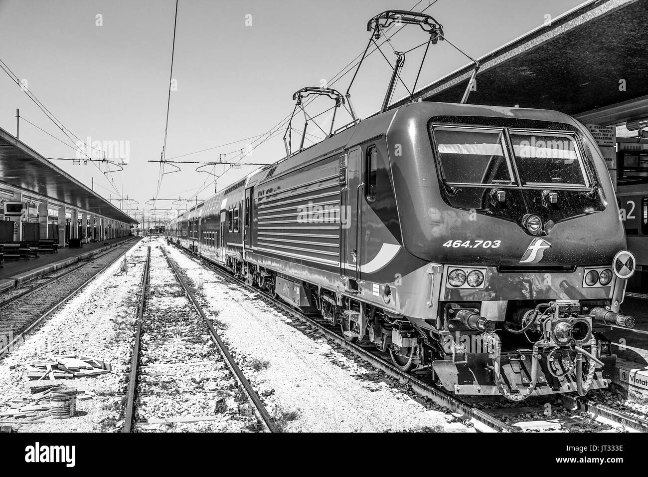 Train arriving at Venice Santa Lucia Railway station - ferrovia ...