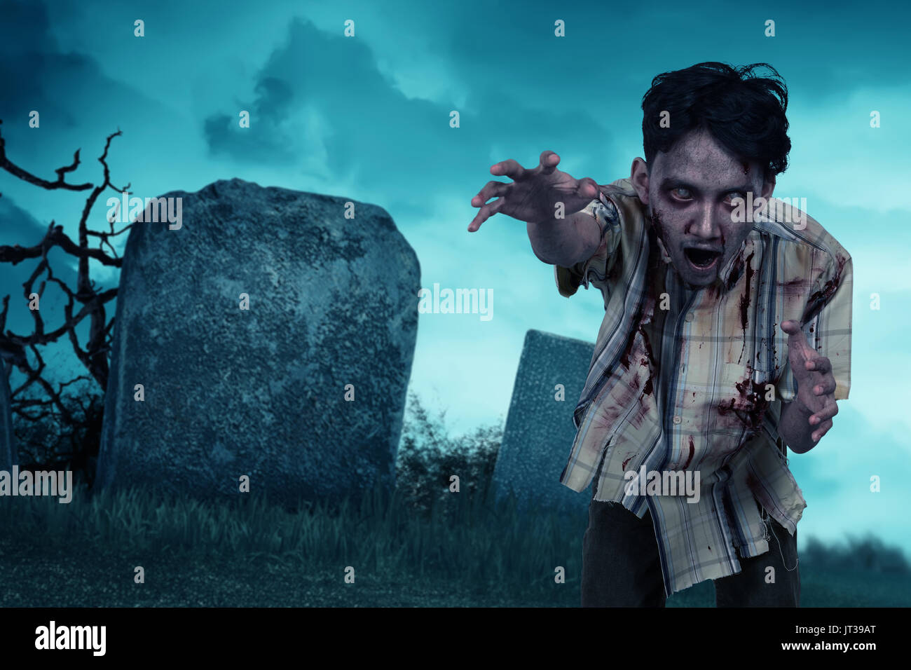 Ghoul cemetery hi-res stock photography and images - Alamy