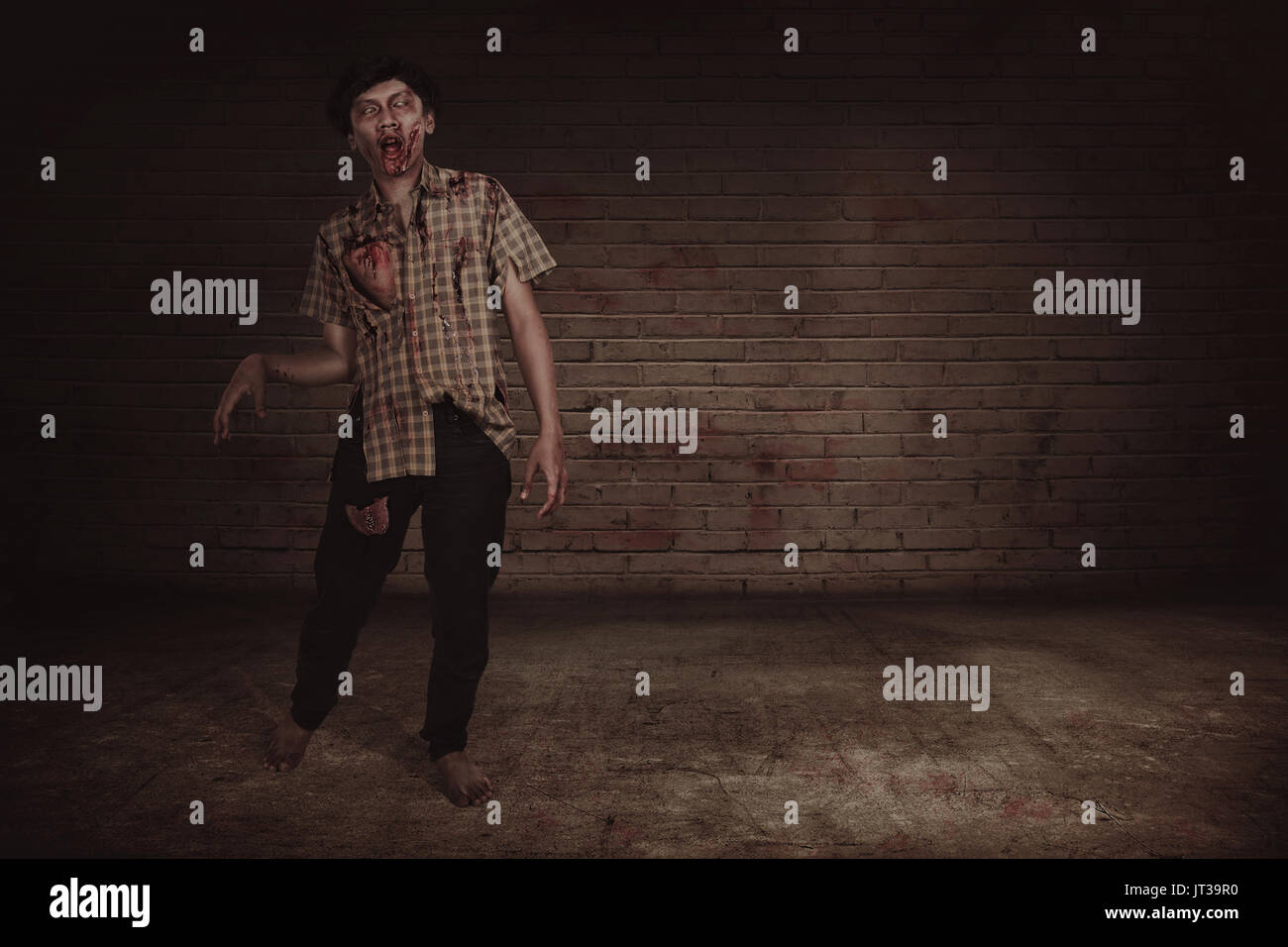 Creepy room man hi-res stock photography and images - Alamy