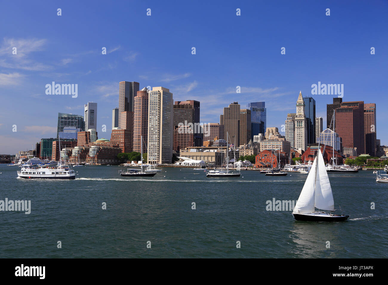Harbor towers boston hi-res stock photography and images - Alamy