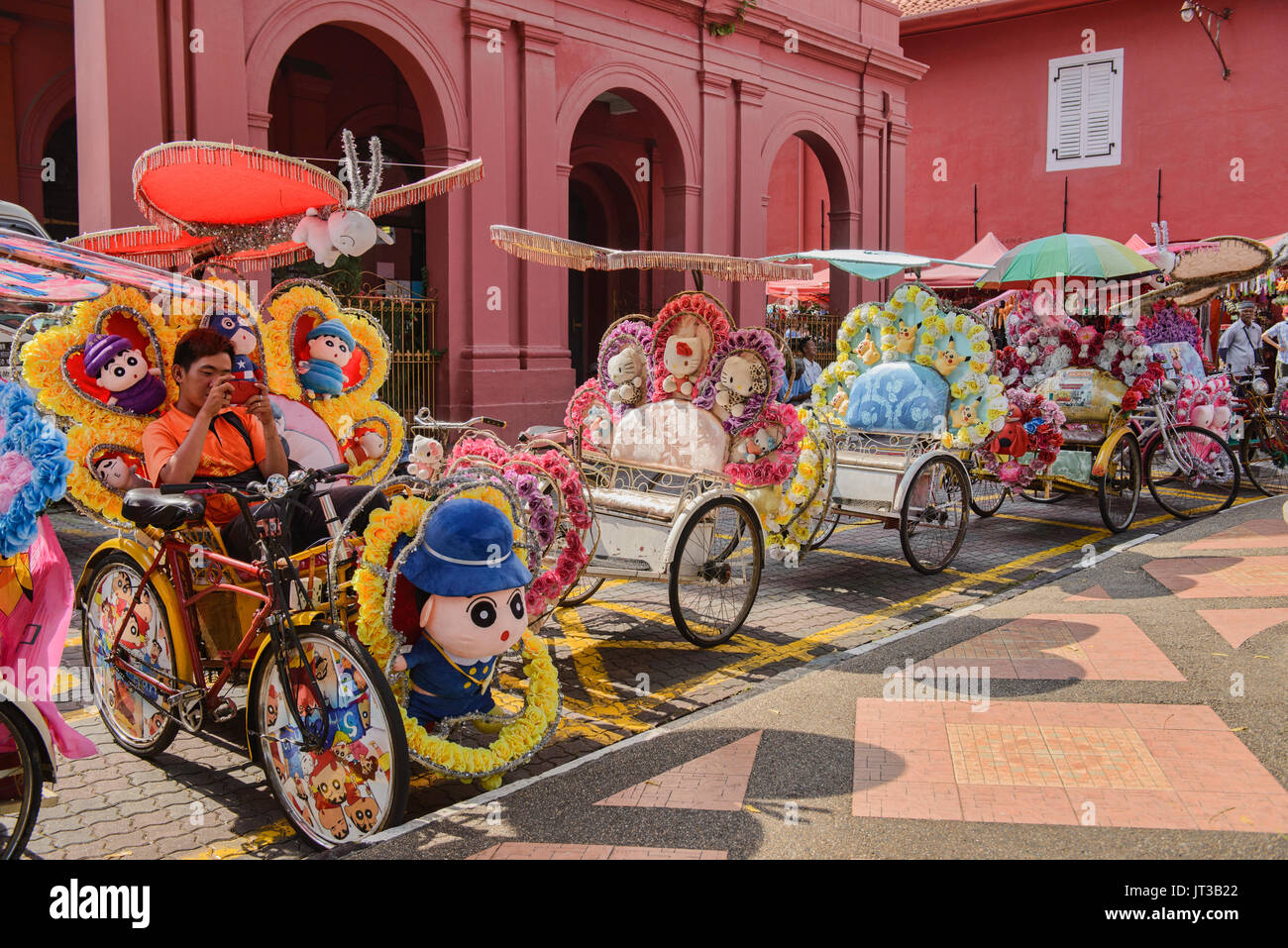 Melaka rickshaw hi-res stock photography and images - Alamy