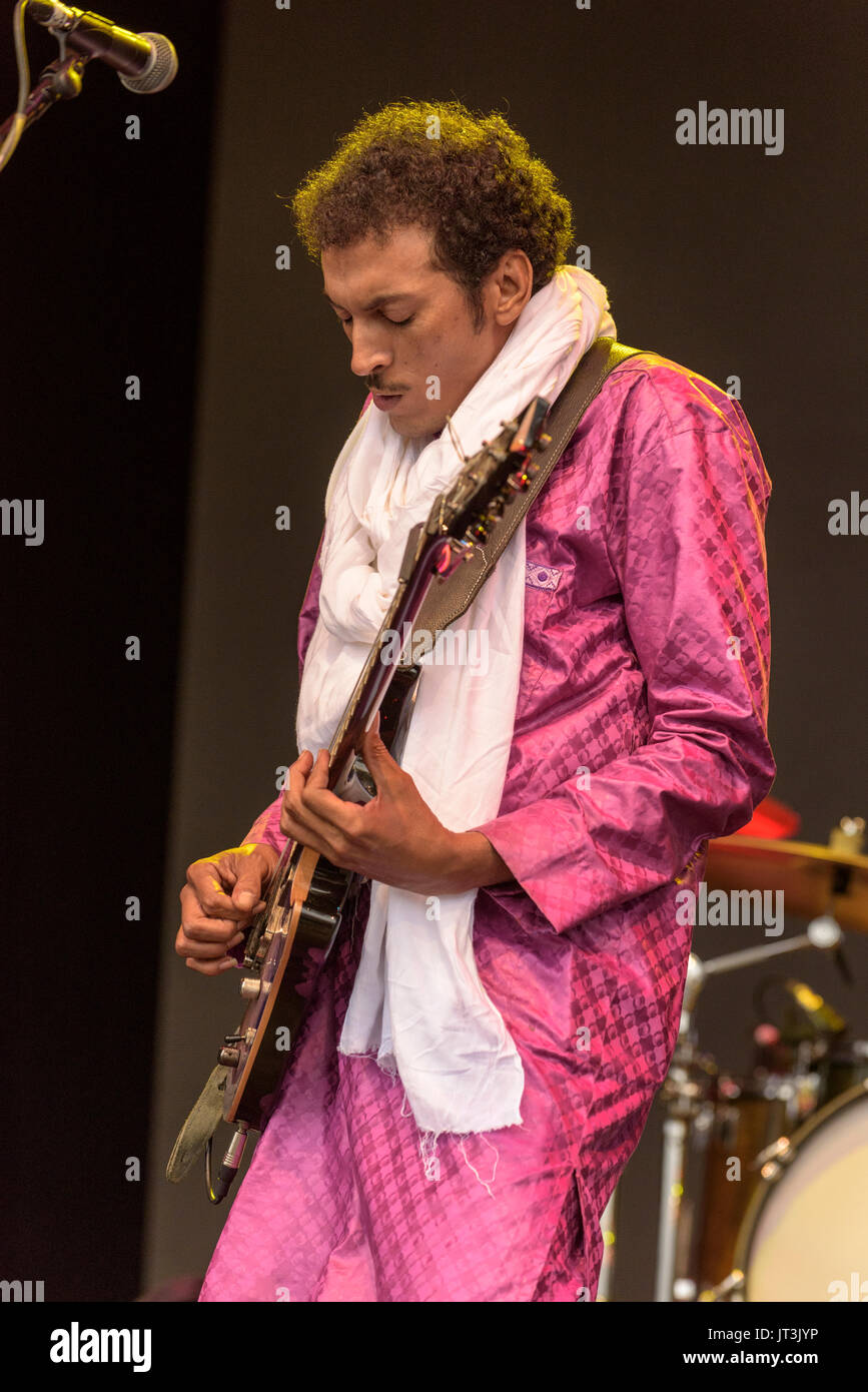 Bombino singer hi-res stock photography and images - Alamy