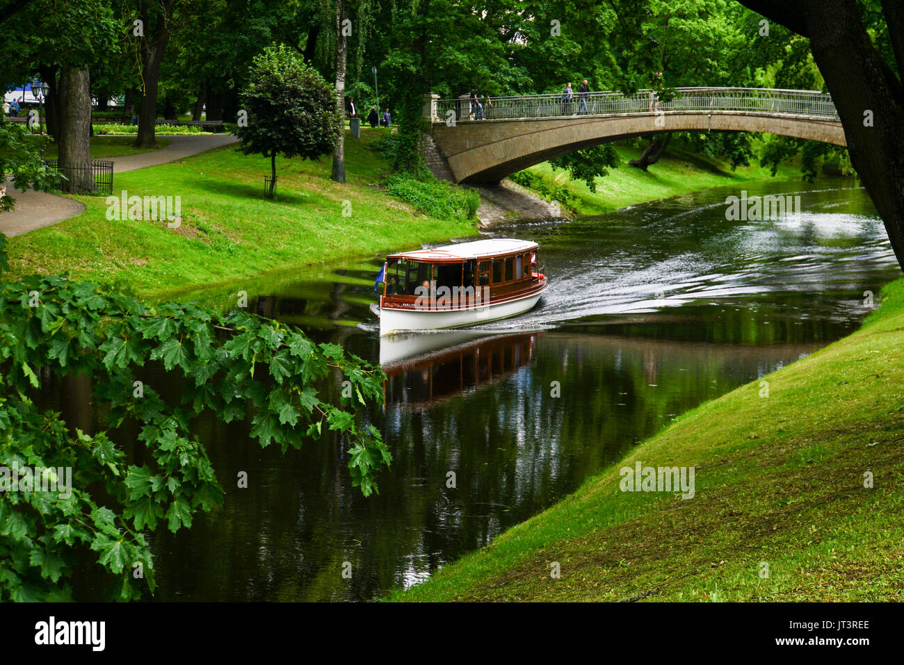 Old canals and tourism parks hi-res stock photography and images - Alamy