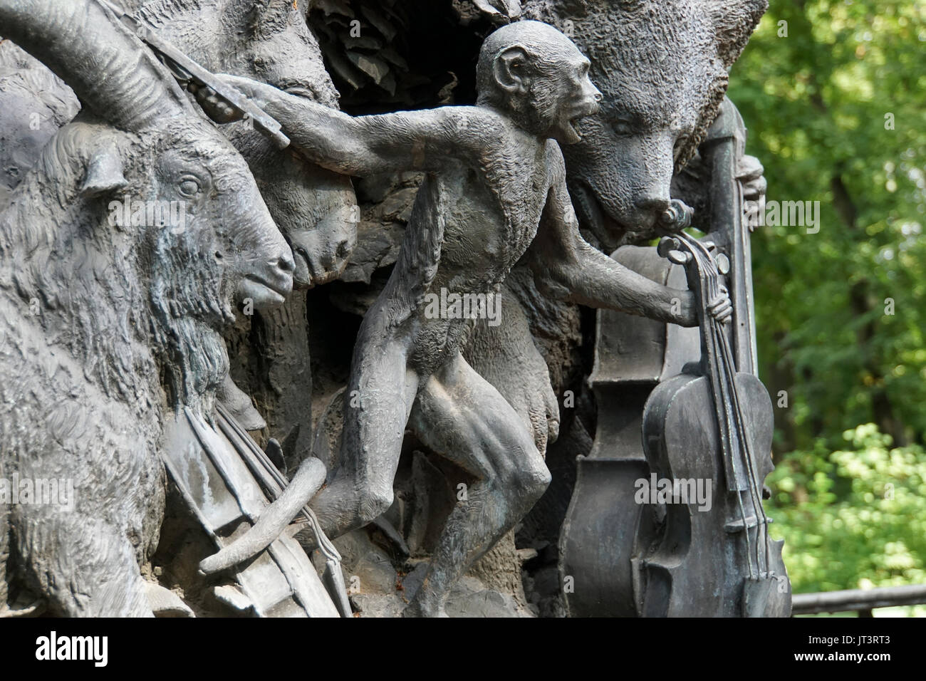 Ivan krylov statue hi-res stock photography and images - Alamy