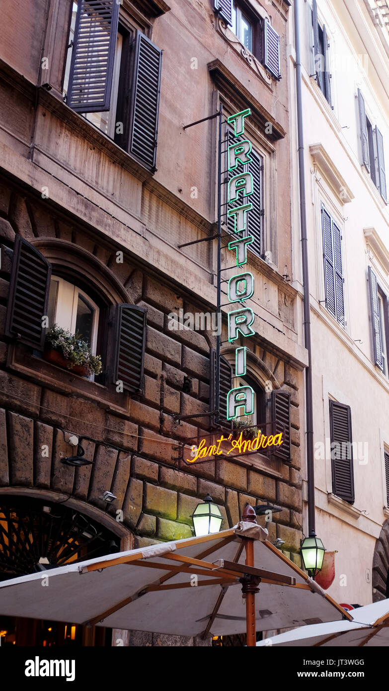 Trattoria italy hi-res stock photography and images - Alamy