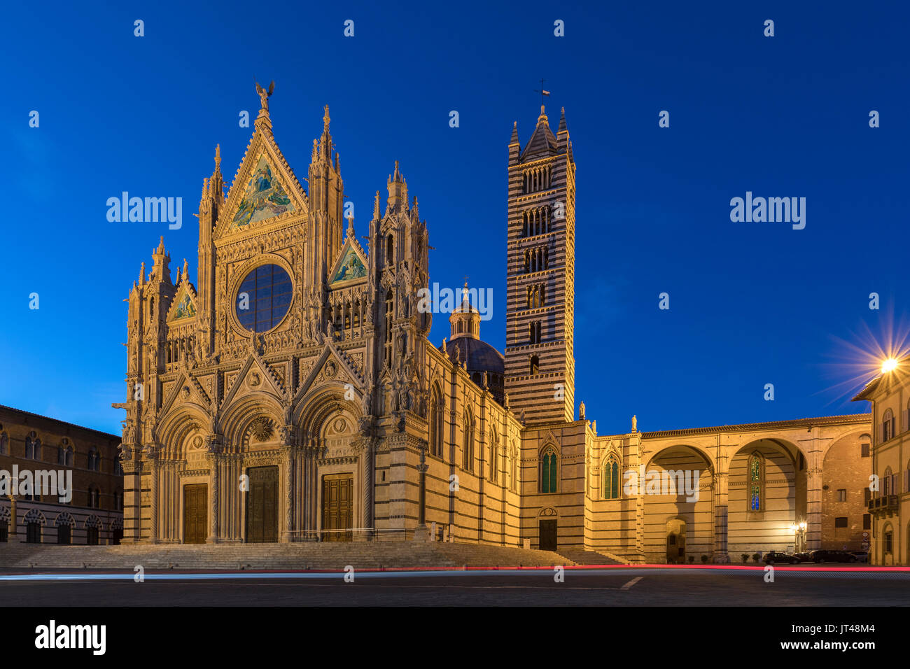 Italian romanesque gothic architecture hi-res stock photography and ...