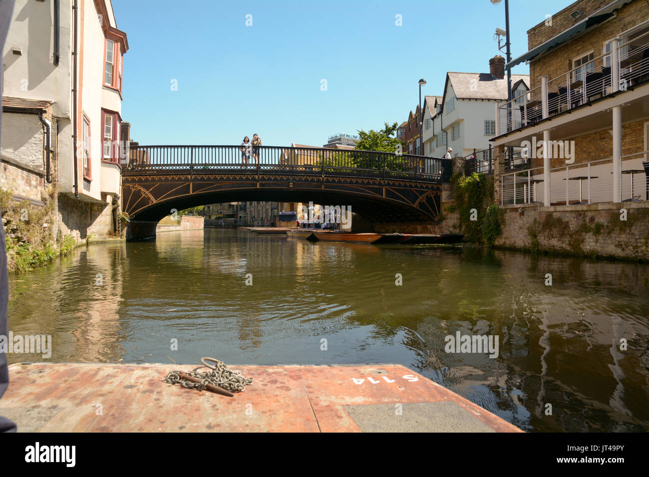 Tourists on Magdalene Bridge spanning the River Cam since 1823 in ...