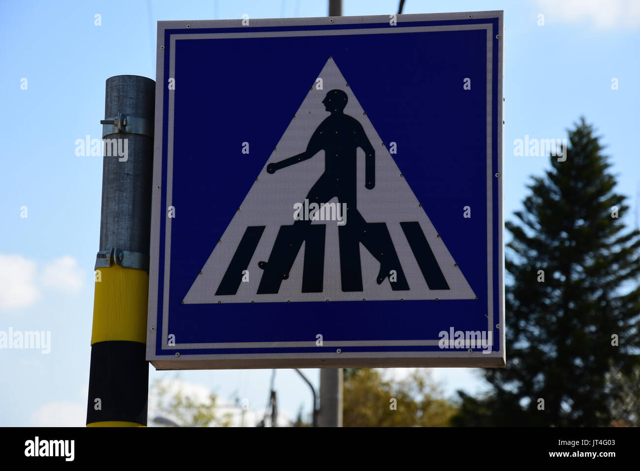 pedestrian crossing sign in israel Stock Photo - Alamy