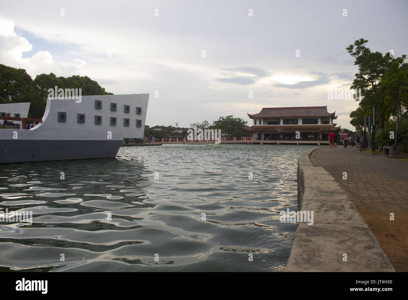 Beautiful chinese structures hi-res stock photography and images - Alamy