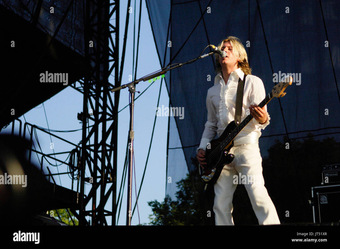 Satellite Party Stock Photos & Satellite Party Stock Images - Alamy