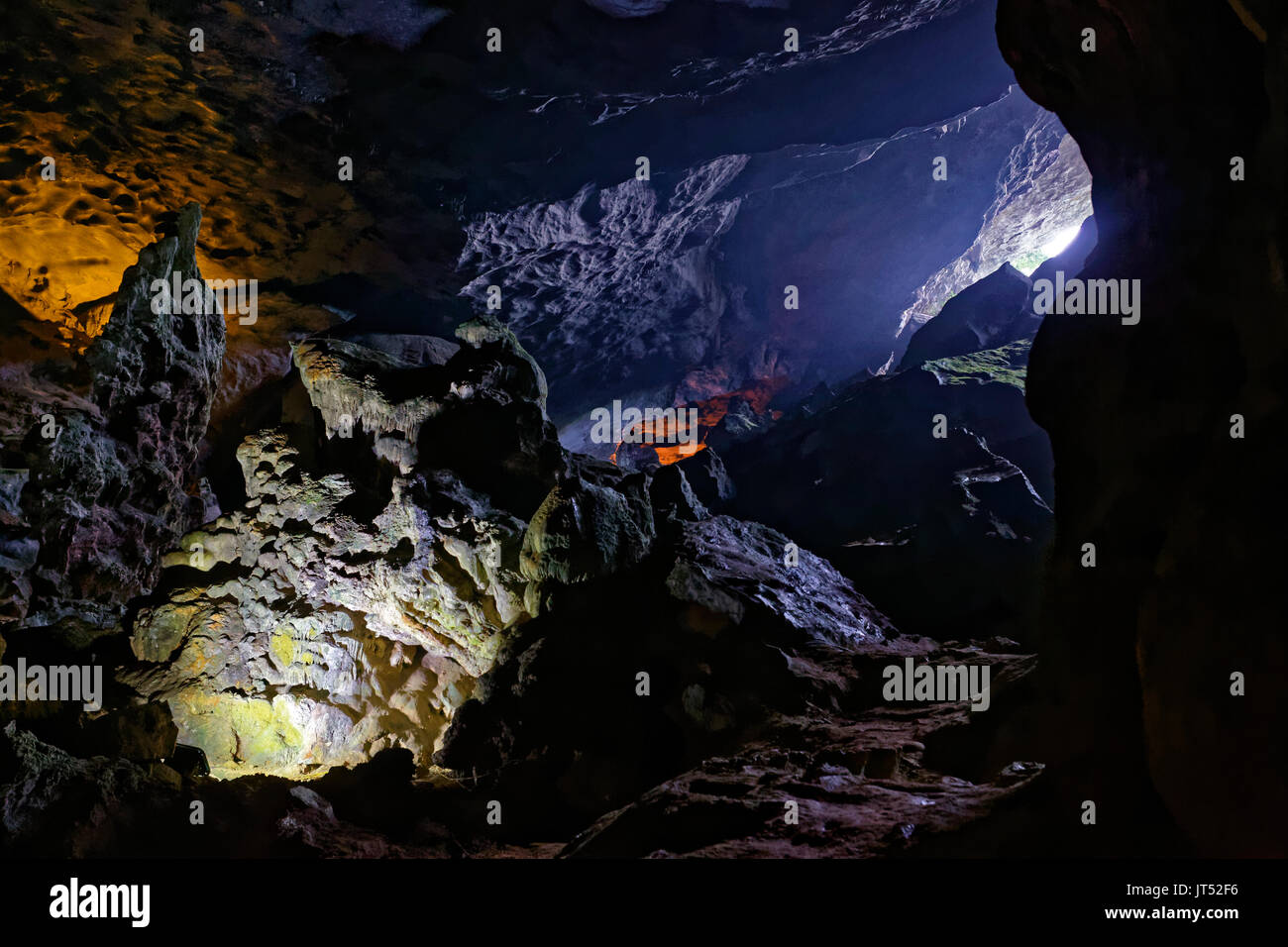 Vietnam Halong Bay Cave Stock Photo - Alamy
