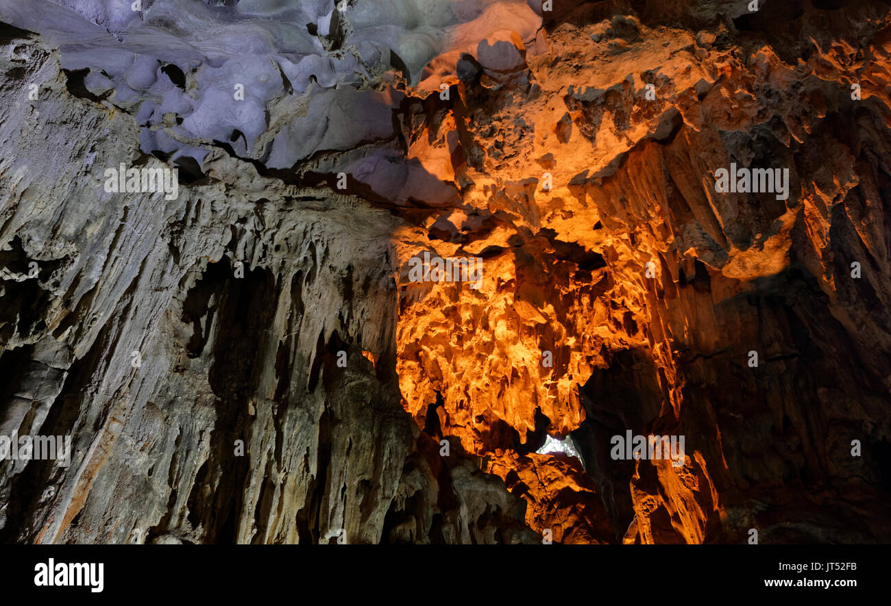 Vietnam Halong Bay Cave Stock Photo - Alamy