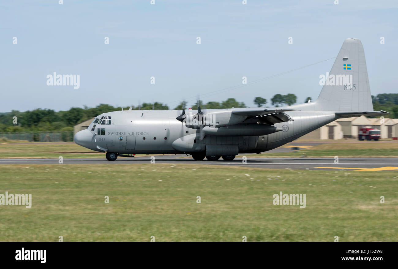 Lockheed c 130h hercules swedish air hi-res stock photography and ...