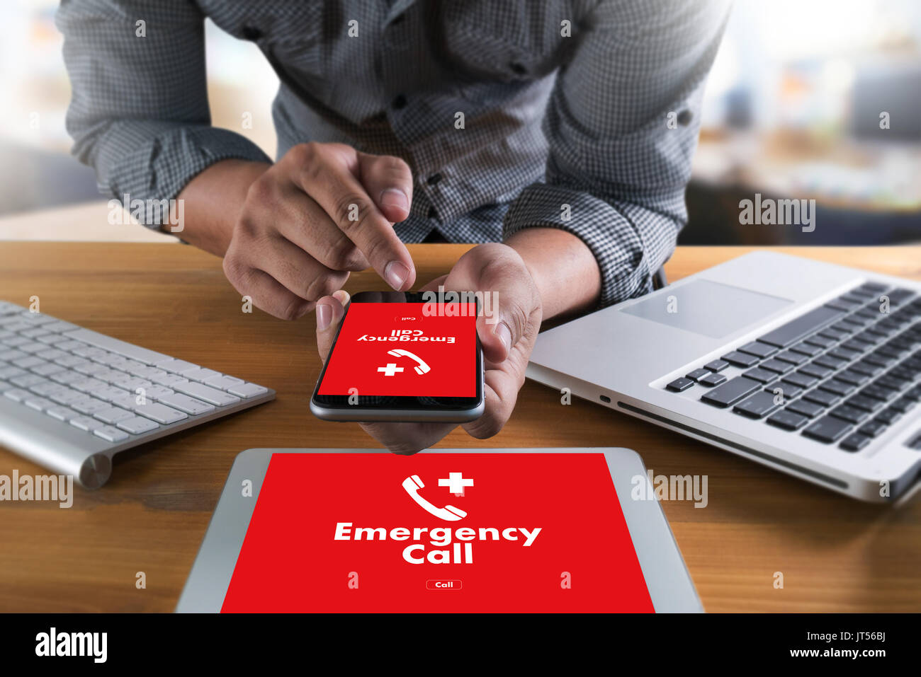 Emergency call center hi-res stock photography and images - Alamy