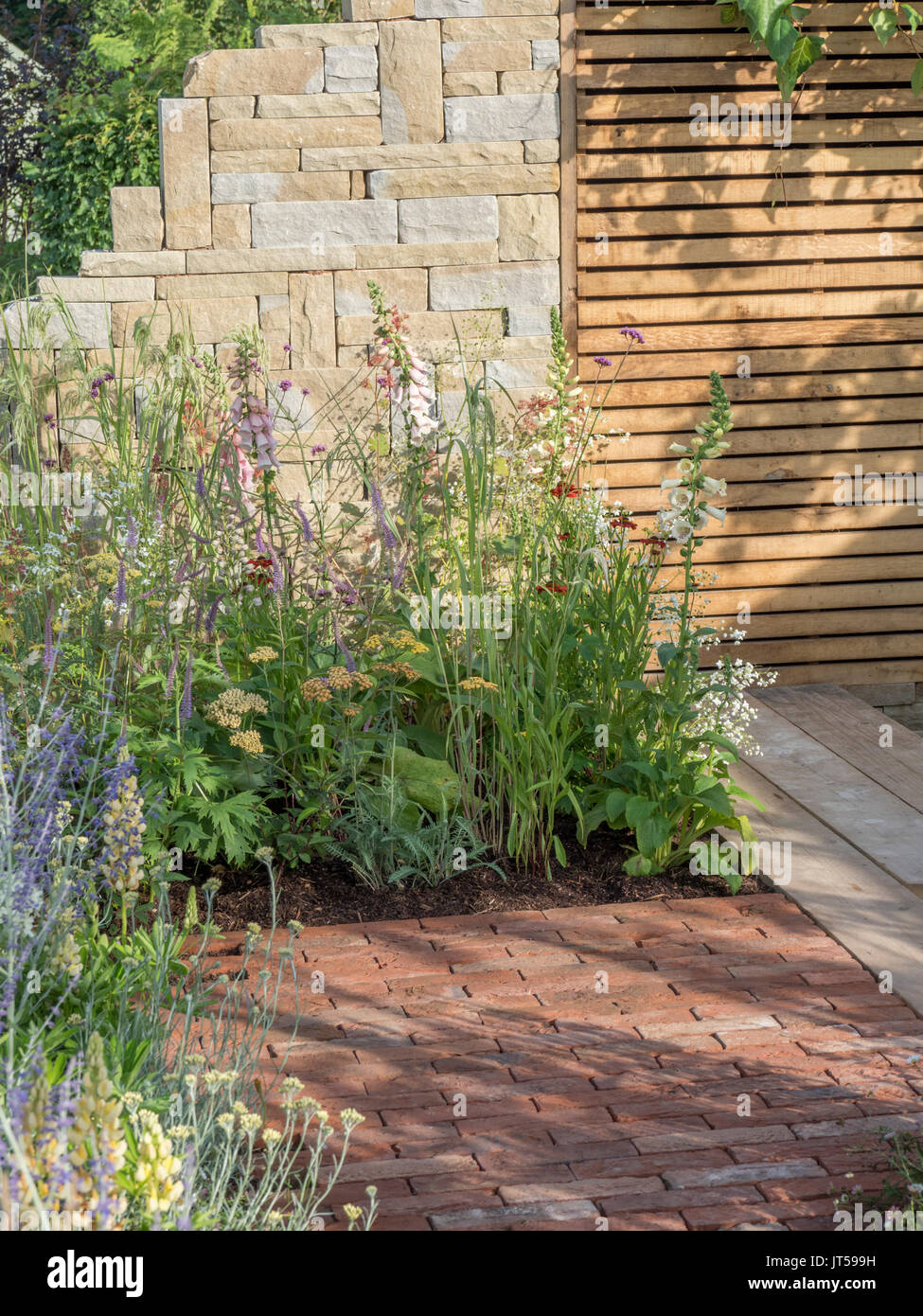 Arrange : Rearrange show garden designed by Anna Rhodes and Joshua ...